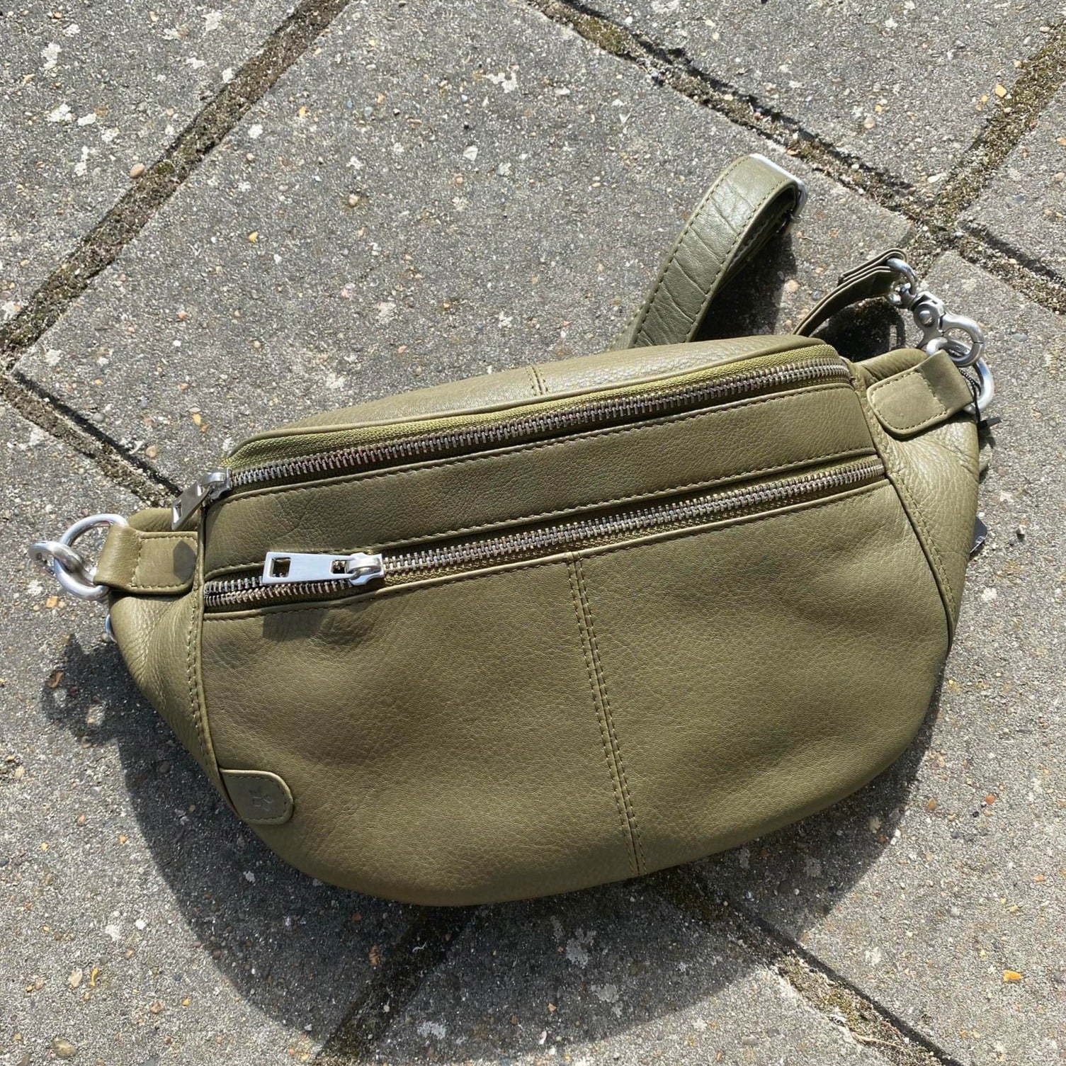 Tim & Simonsen Astrid Bumbag - Army/silver | Hurtig levering hos Moster D